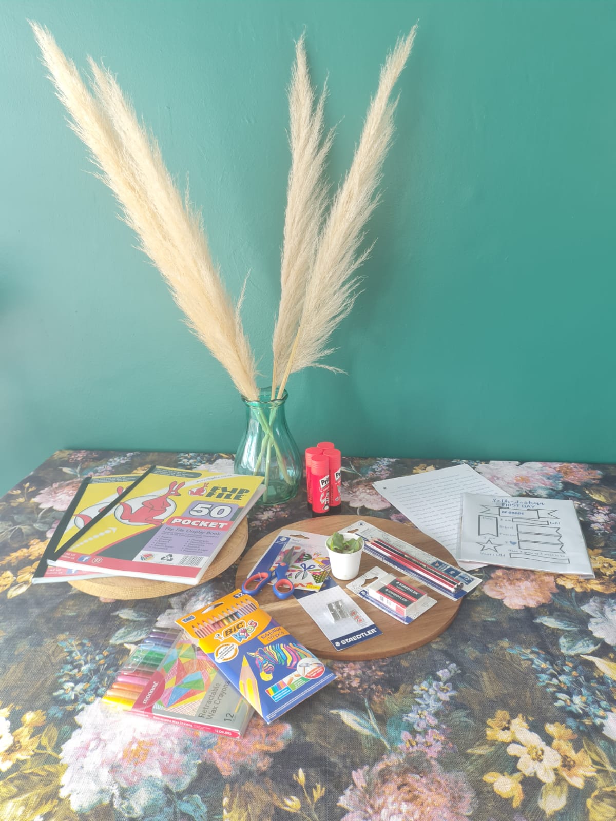 About – Paper & Co